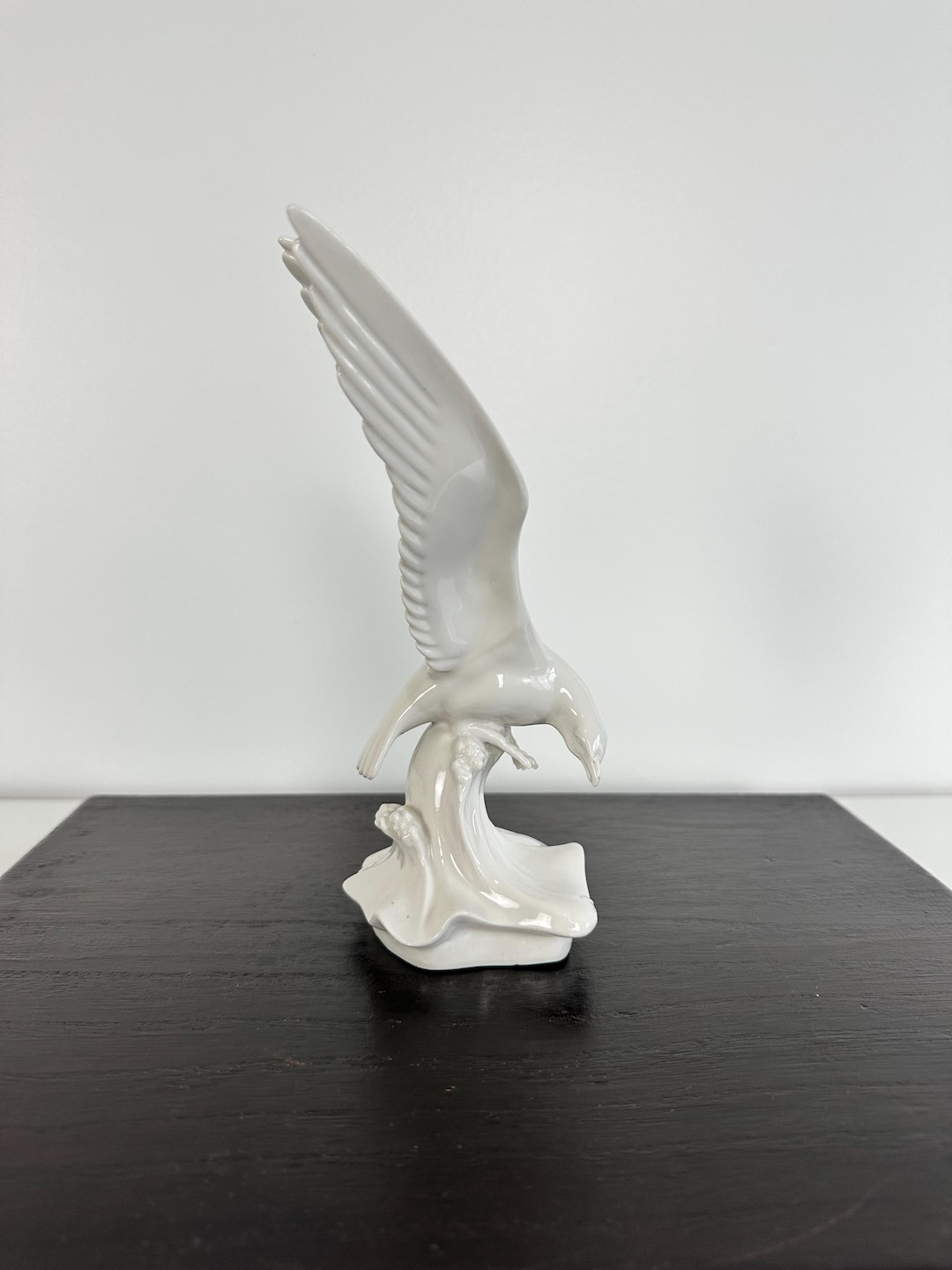 Vintage Meissen-style Seagull on a Wave Porcelain Figurine - Etsy