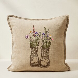Wildflower Boots Machine Embroidery Design, Botanical Flower Shoes ...