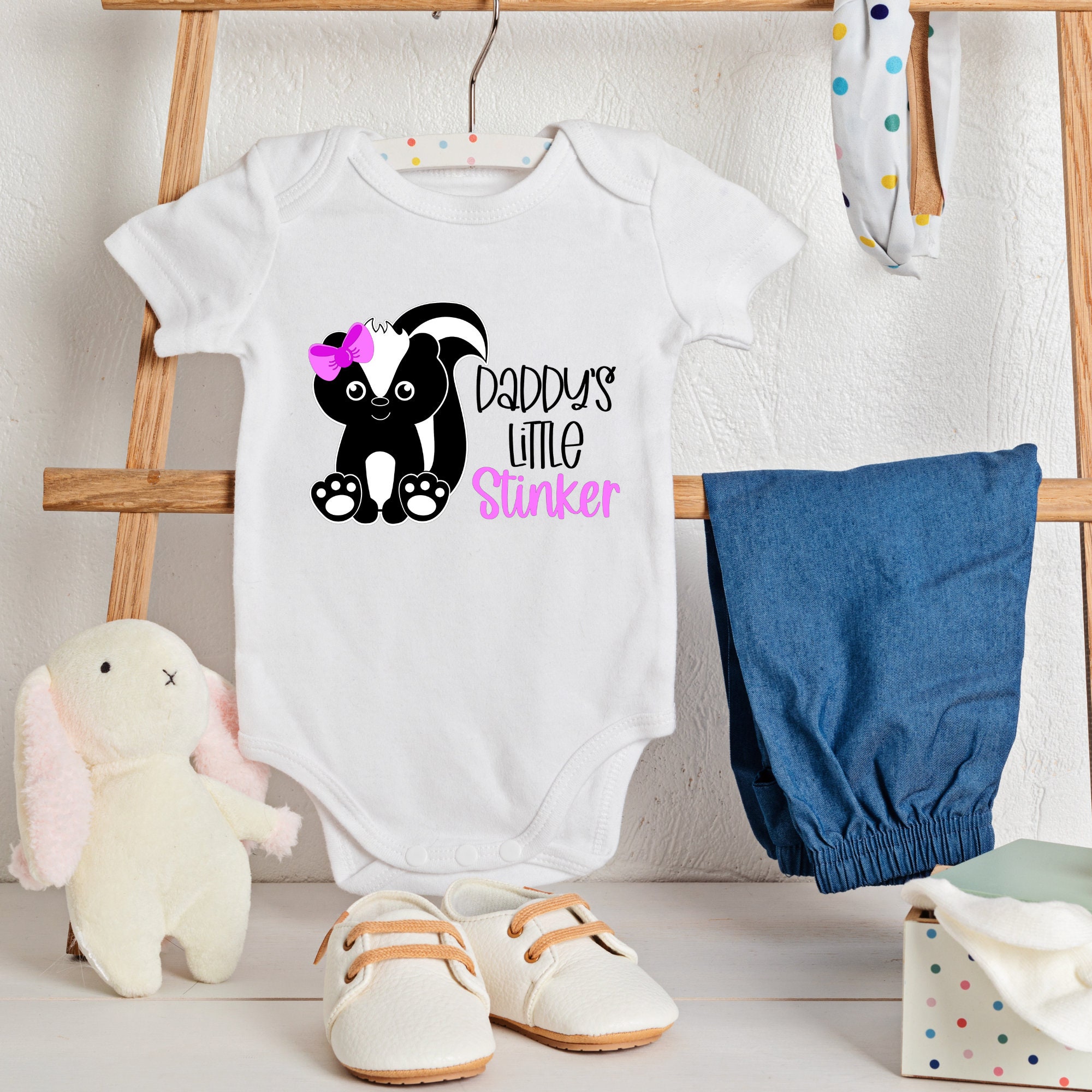 Daddy's Little Stinker Svg Png/ Baby Skunk Svg/ Cute Skunk Svg/ Baby ...