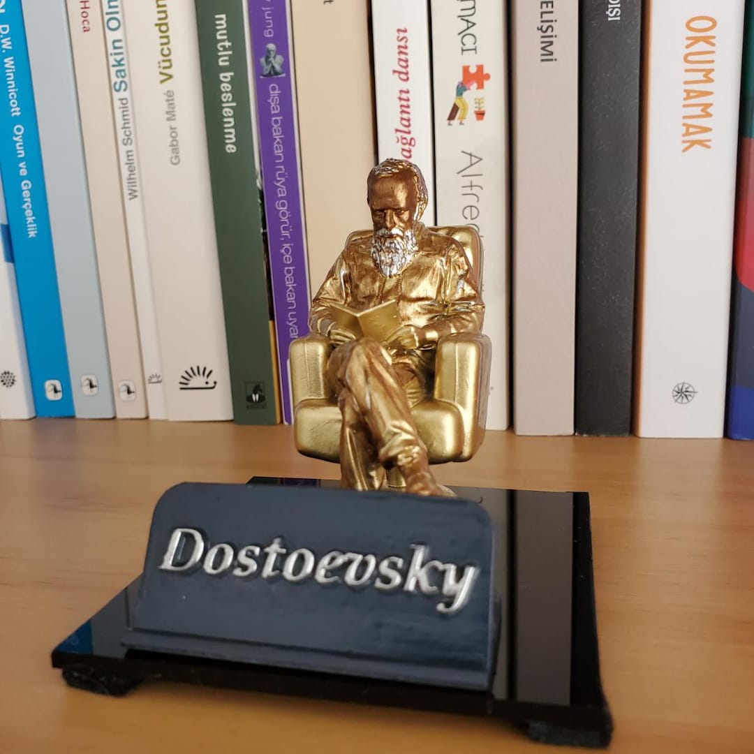 Dostoevsky Reading Sculpture - Unique Desk Decor, Genius Gift, Book ...