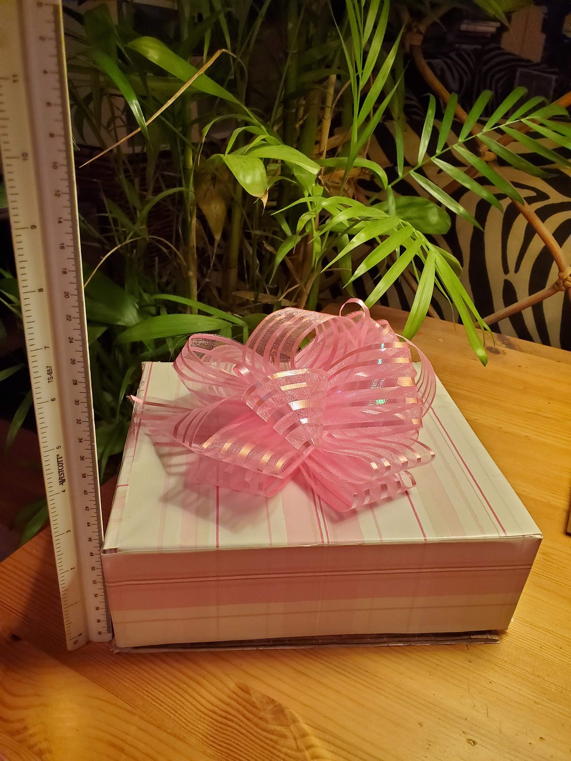 Flower Shop in a Box Diorama This is a 1:12 Scale Miniature Dollhouse ...