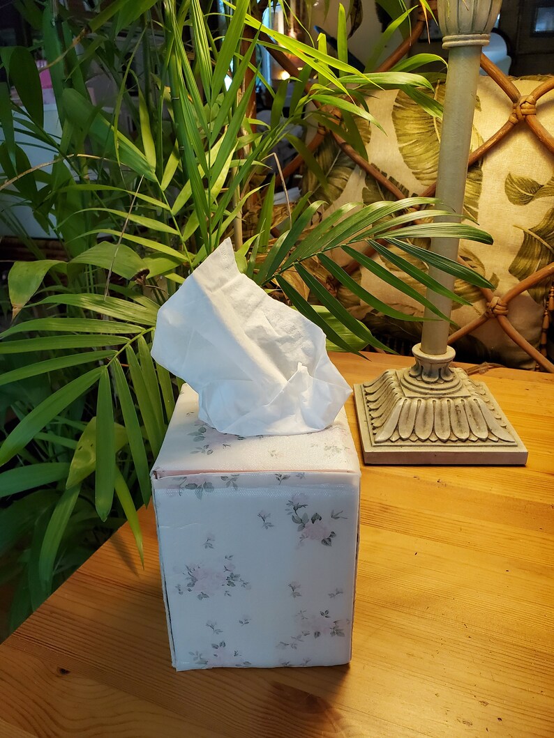 Bakery in a Tissue Box This Diorama is 1:24 Scale Miniature Dollhouse ...