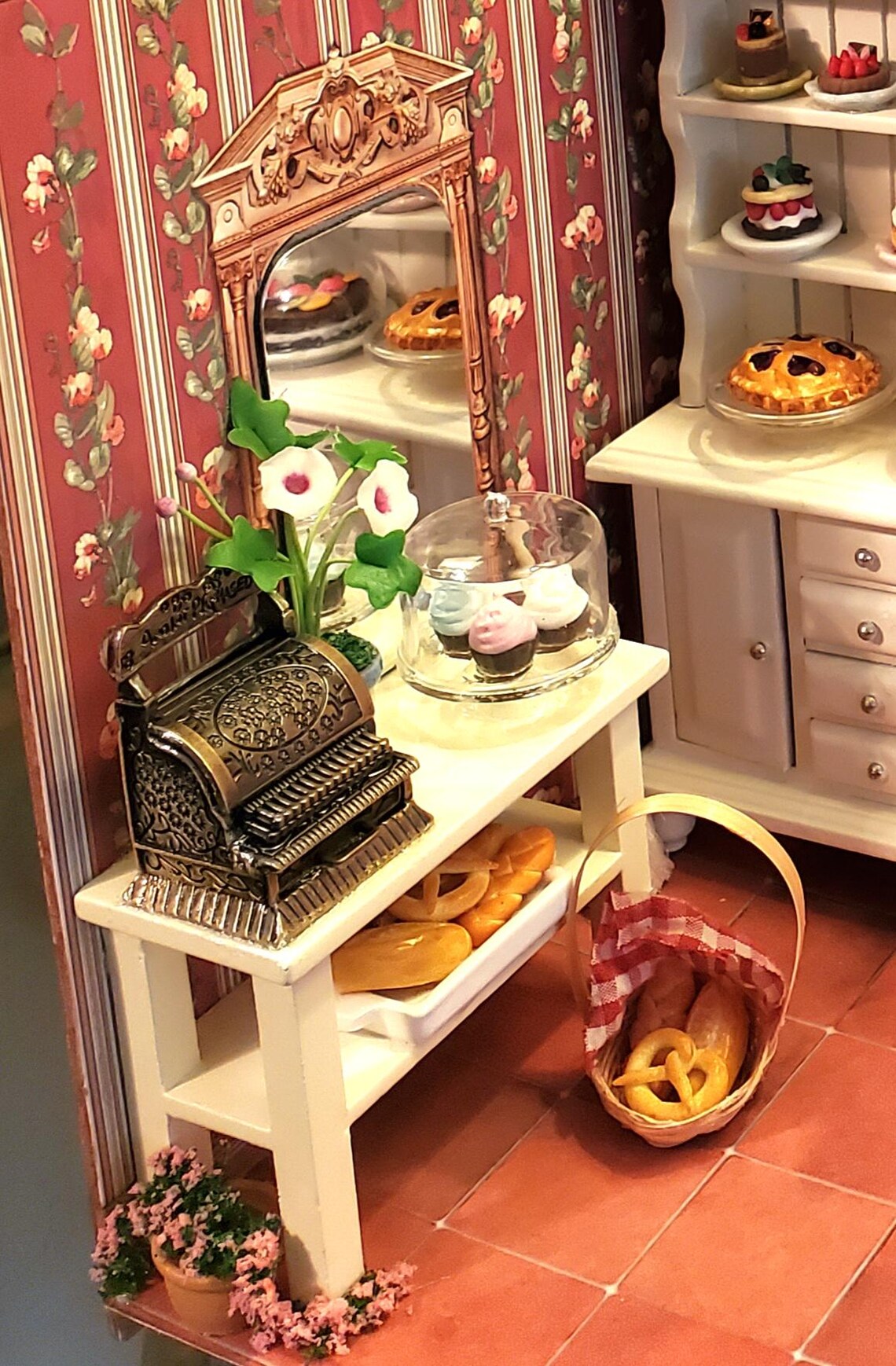 The Corner Bakery! This is an Open-faced Roombox Bakeshop - Completed ...