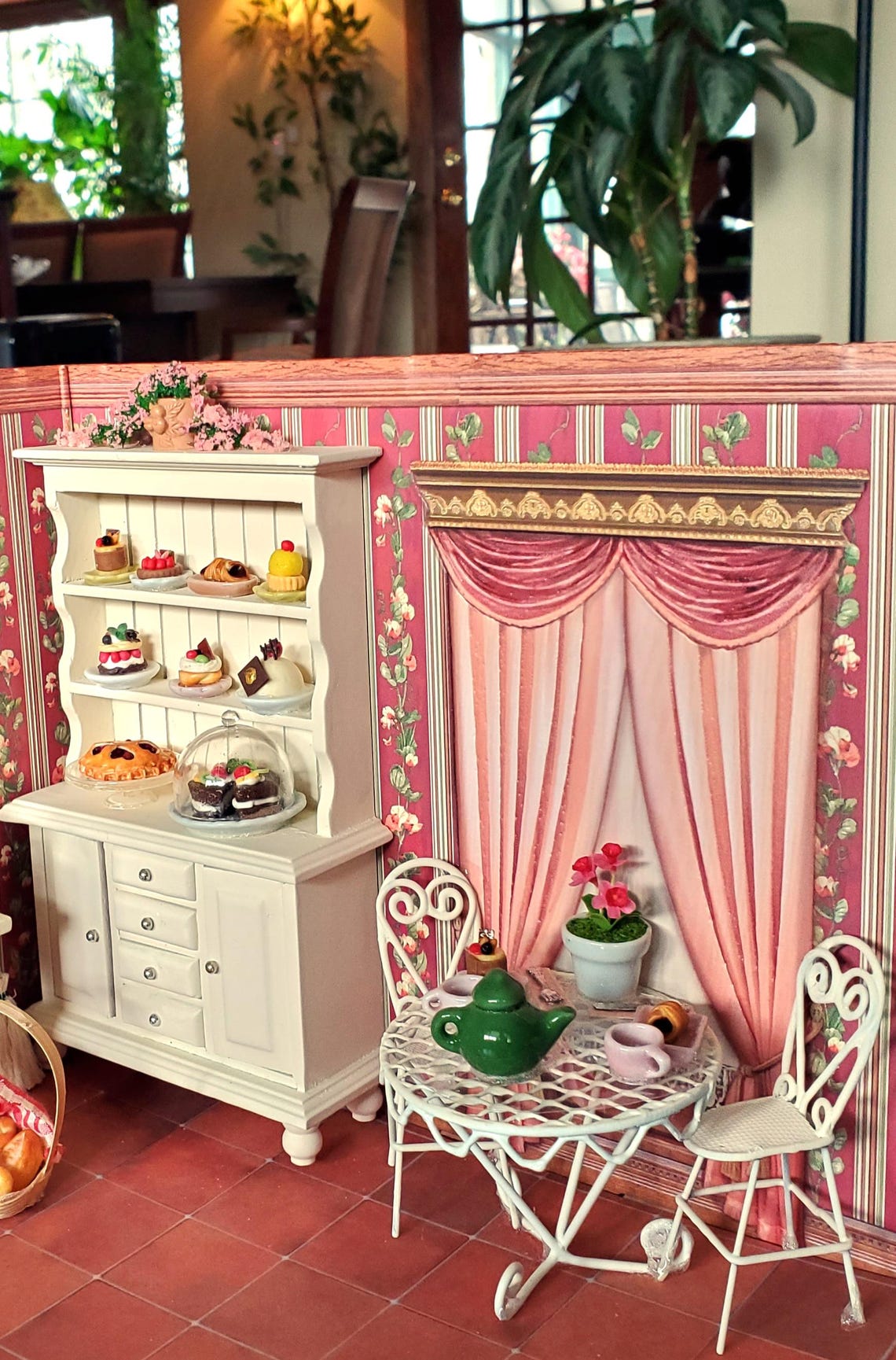 The Corner Bakery! This is an Open-faced Roombox Bakeshop - Completed ...