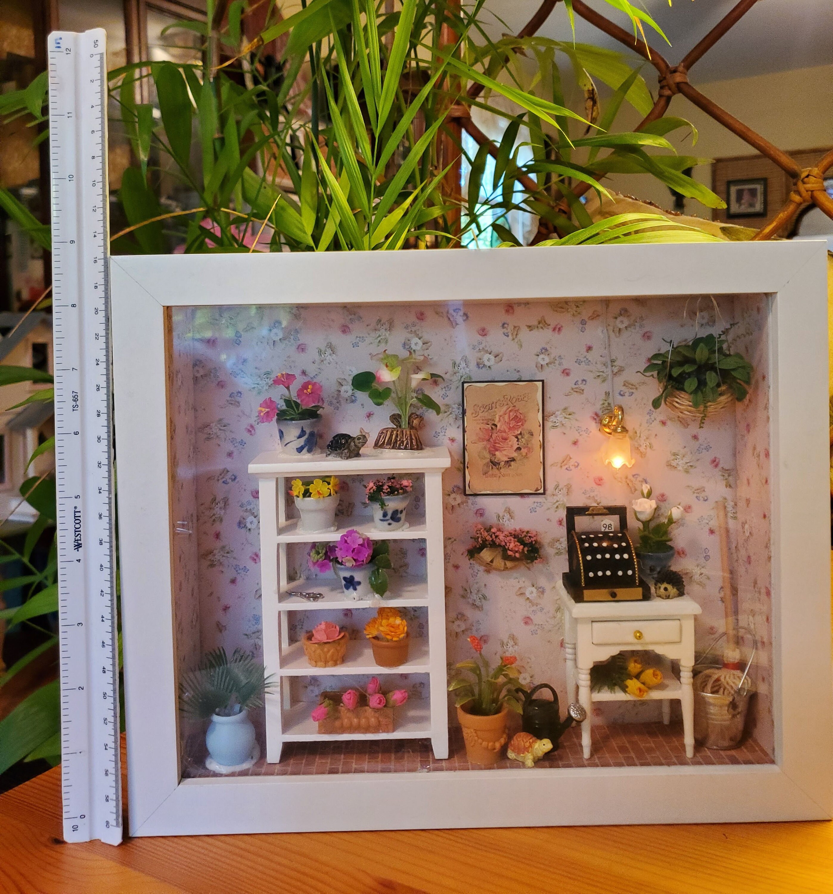 Flower Shop Diorama 1:12 Scale Miniature Dollhouse Roombox A Handmade ...
