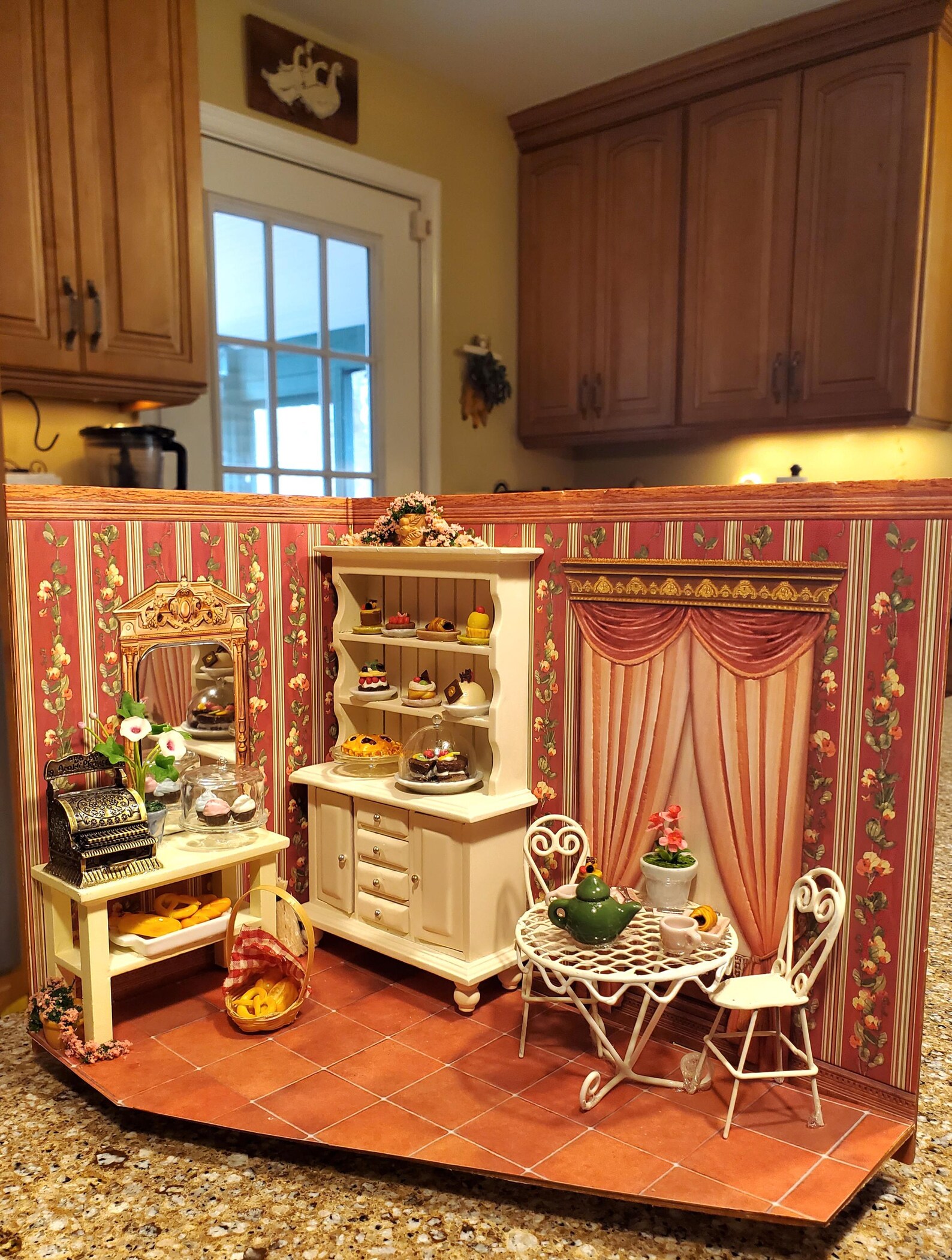 The Corner Bakery! This is an Open-faced Roombox Bakeshop - Completed ...