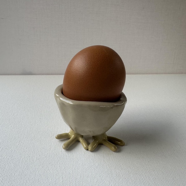 Ceramic Egg Holder - Etsy