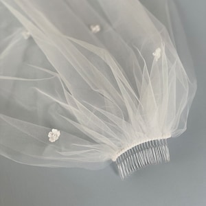 Floral Short Veil Bachelorette Party Mini Wedding Veil Small Flowers ...