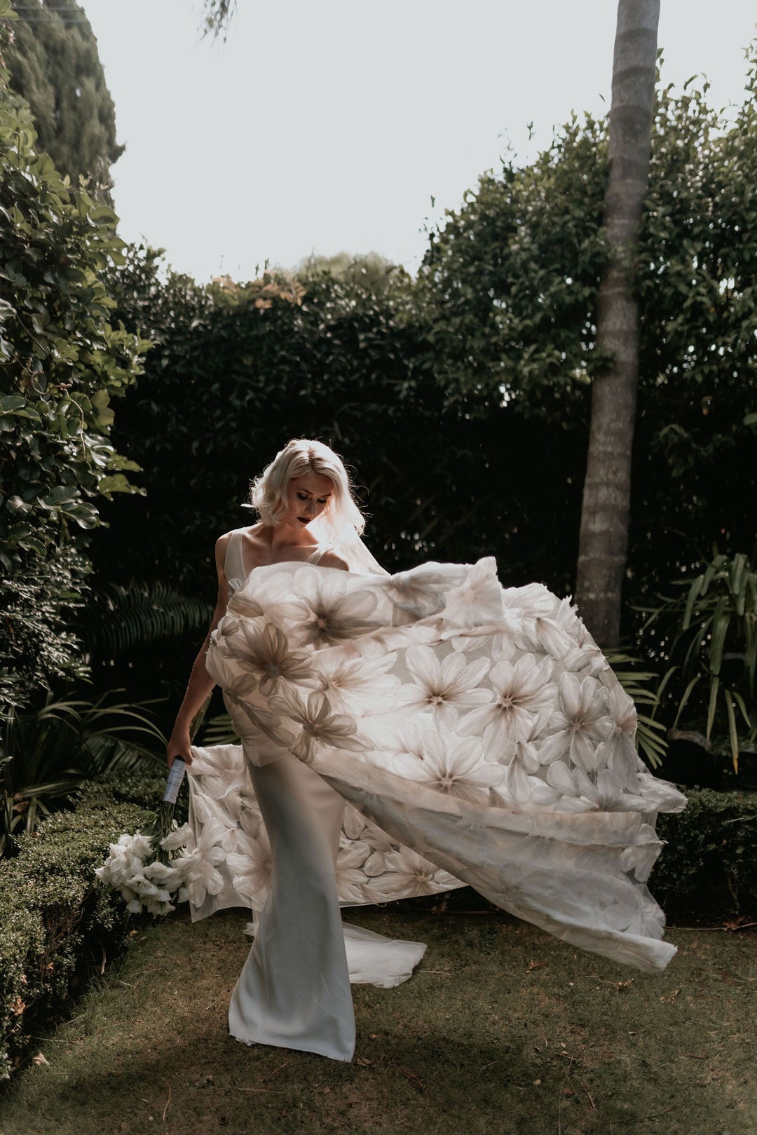 Floral Wedding Veil Big Floral Design Veil Silk 3d Flower Bridal Veil ...