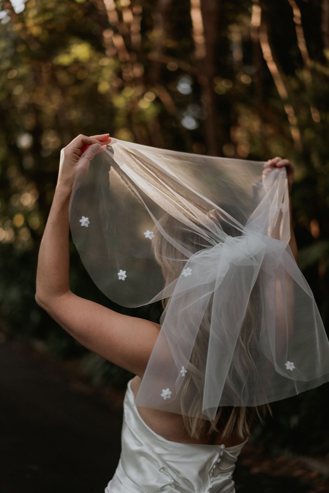 Floral Short Veil Bachelorette Party Mini Wedding Veil Small Flowers ...
