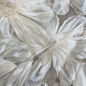 Floral Wedding Veil Big Floral Design Veil Silk 3d Flower Bridal Veil ...