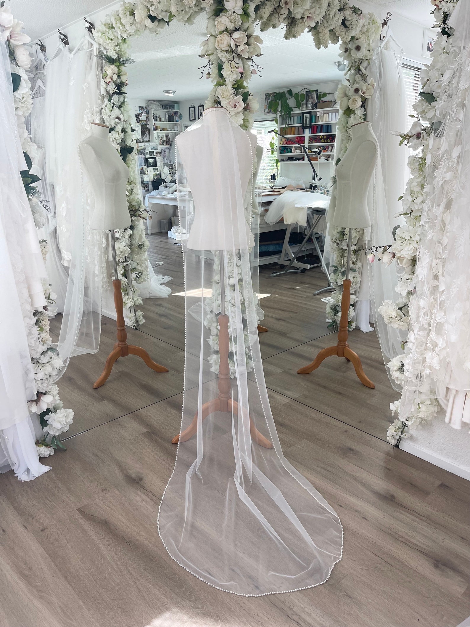 Pearl Mantilla Wedding Veil Pearl Edge Bridal Crown Pearl Veil - Etsy