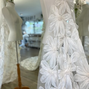 Floral Wedding Veil Big Floral Design Veil Silk 3d Flower Bridal Veil ...