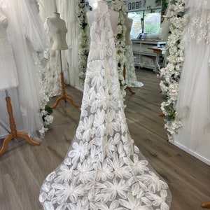 Floral Wedding Veil Big Floral Design Veil Silk 3d Flower Bridal Veil ...