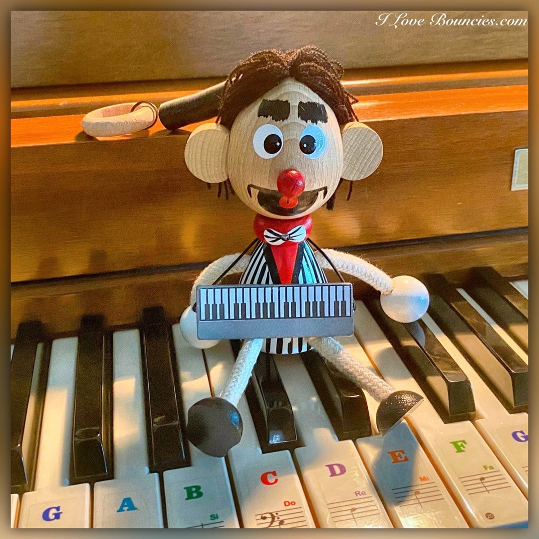 Pianist Bouncie: Handmade Wooden Piano Player Spring Toy - Etsy