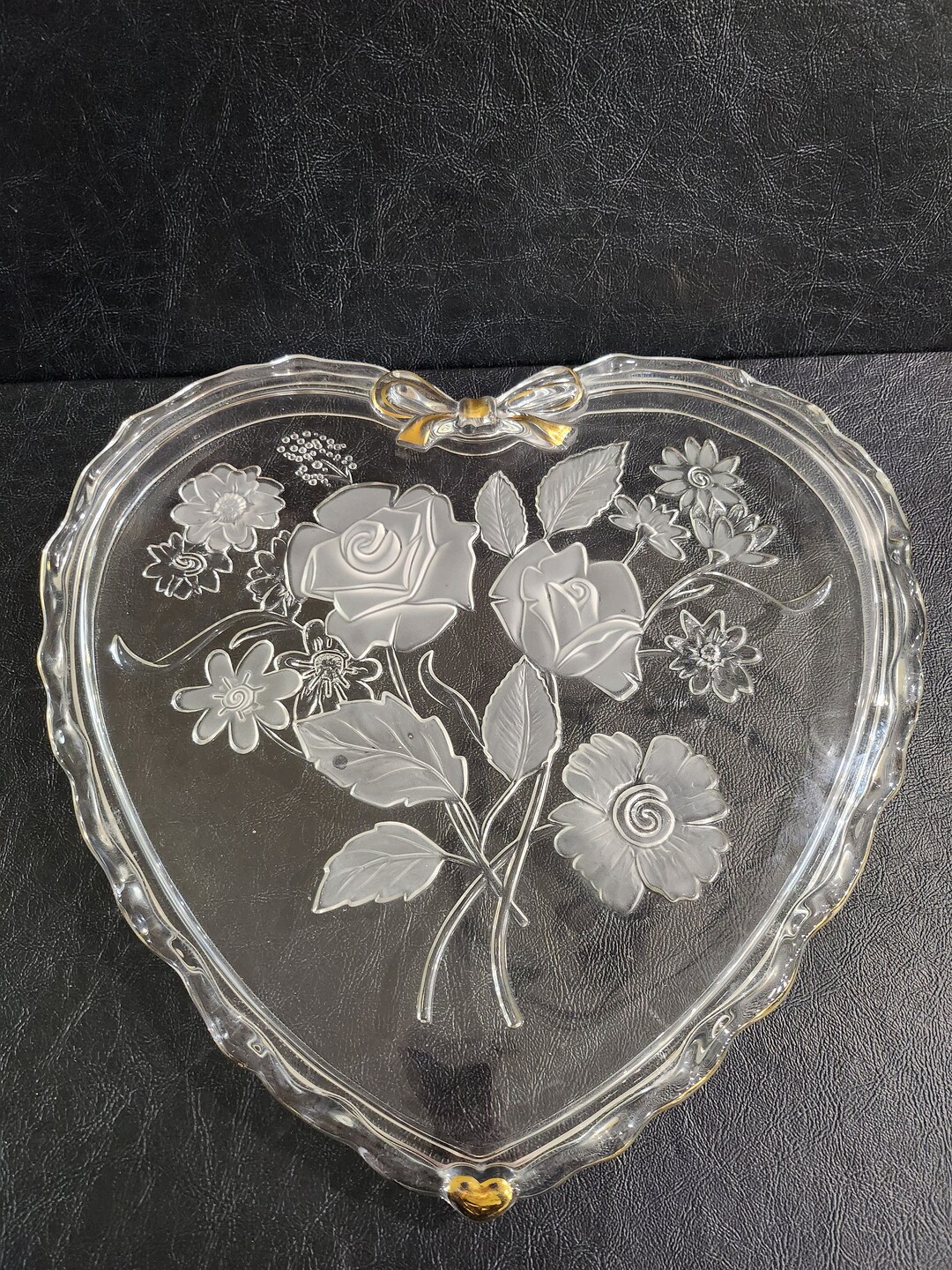 Crystal Heart-shaped Platter, Vanity Tray, Etched Frosted Flowers, Gold ...