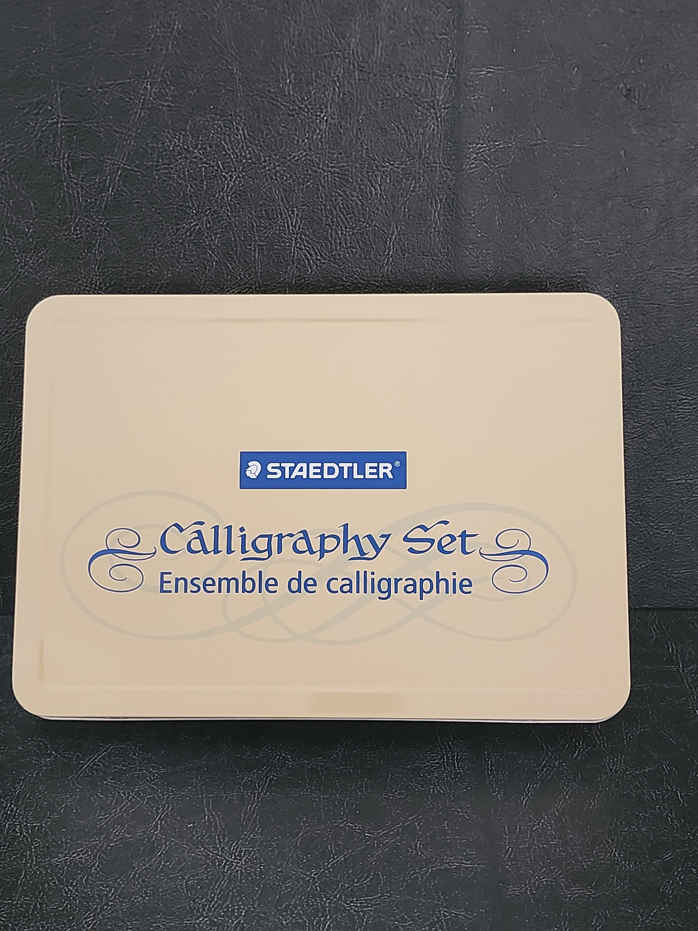 New Staedtler 33 Piece Calligraphy Set With Interchangeable Points 5 ...