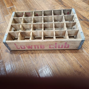 Rare Towne Club Wooden 24 Soda Bottle Crate - Etsy
