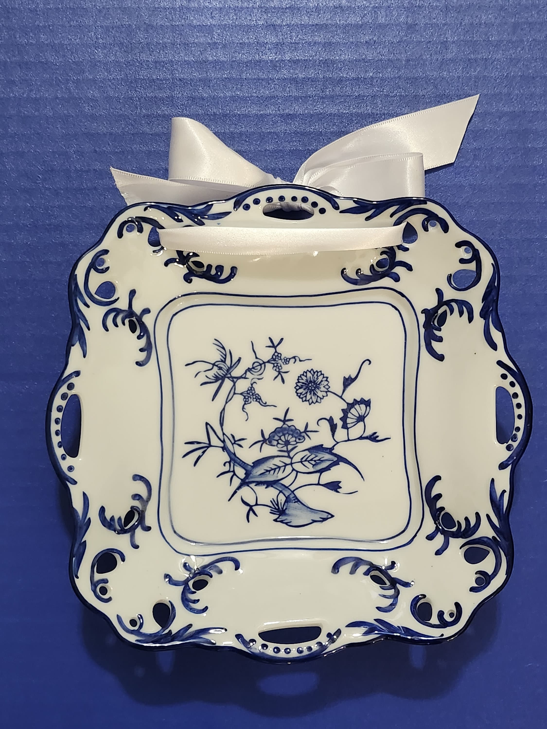 Set of 3 Vintage Lillian Vernon Blue White Porcelain Floral Reticulated ...