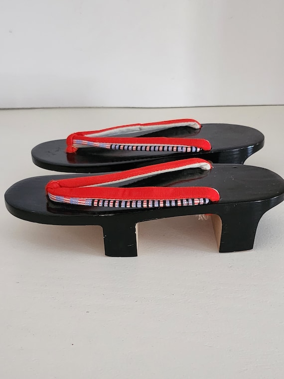 Vintage Okobo Traditional Japanese Wooden Sandals Fla… - Gem