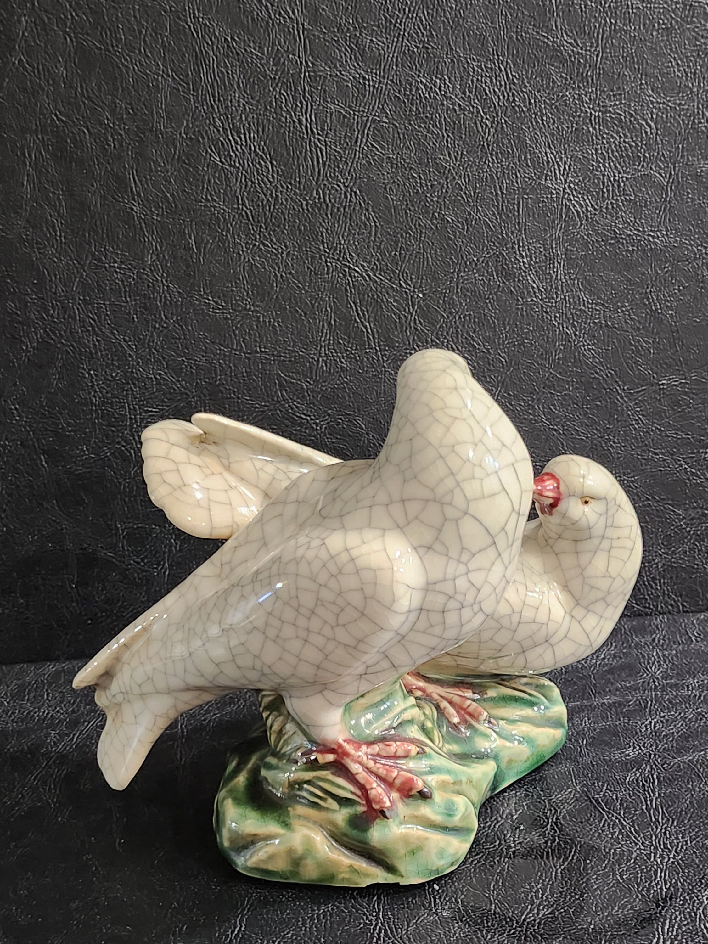 Antique Chinese Crackle Glazed Porcelain Turtle Doves Art Prottery ...
