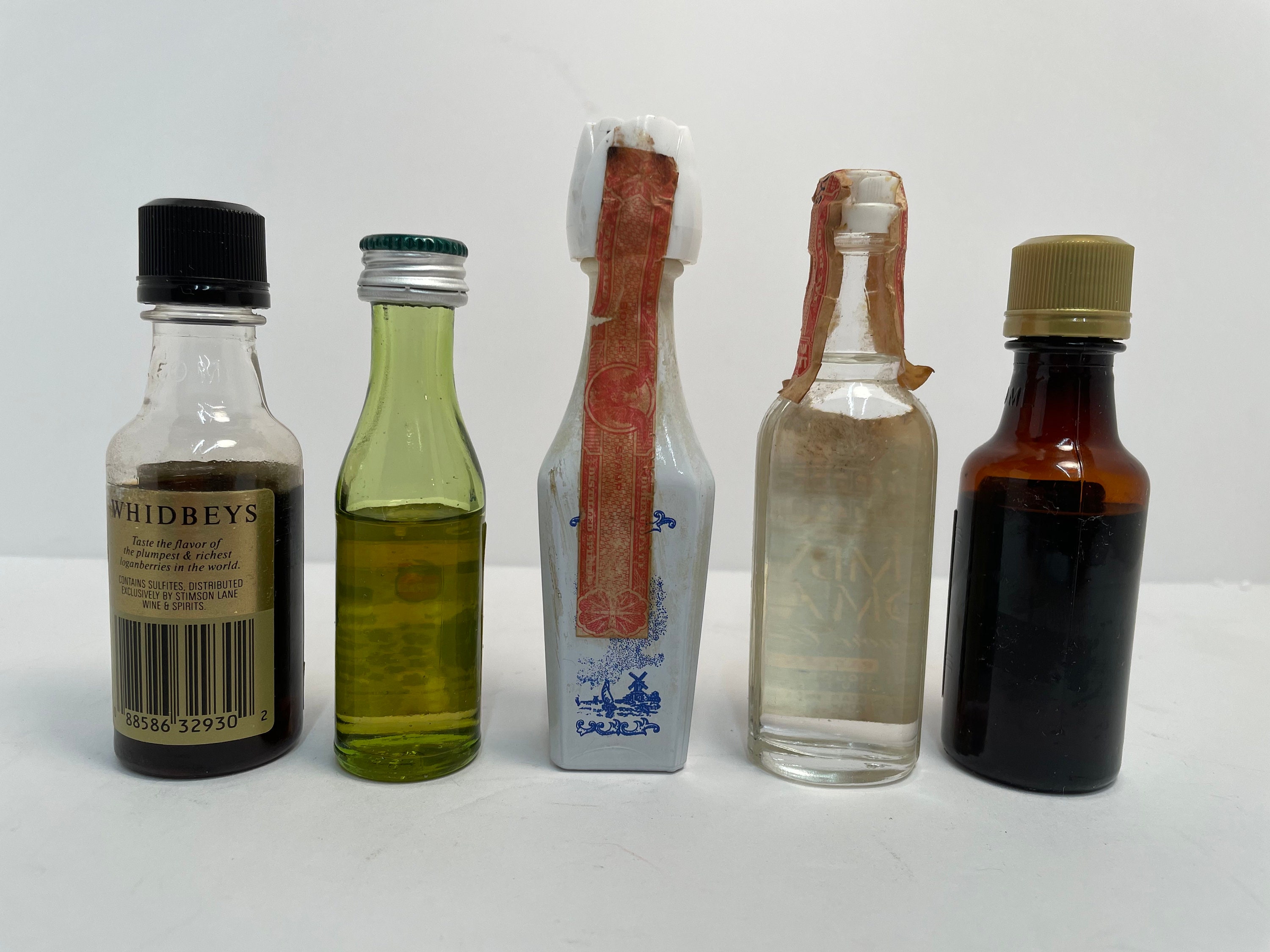 Vintage Mini Liquor Bottles From 1970-80 Collectible Mix of 5 ( Bt 1/1 ...