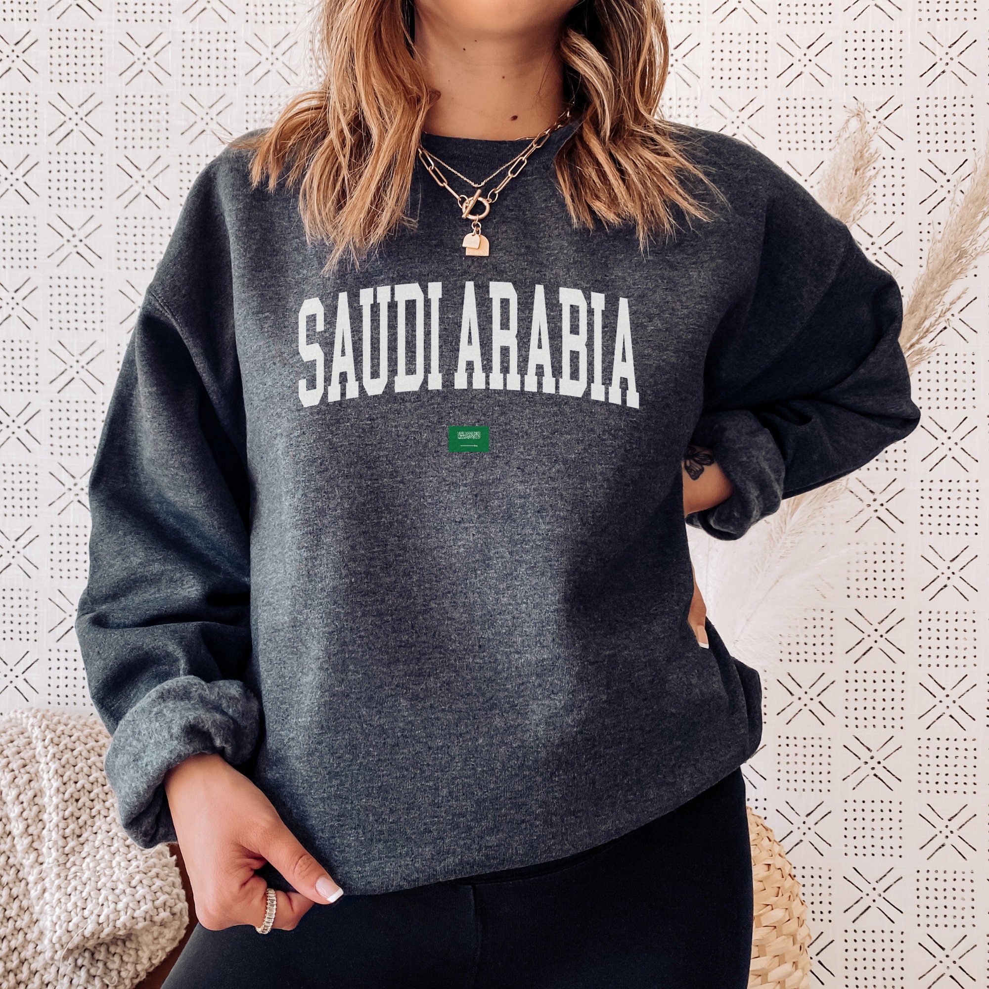 Saudi Arabia Sweatshirt Saudi Arabia Crewneck Saudi Arabia - Etsy