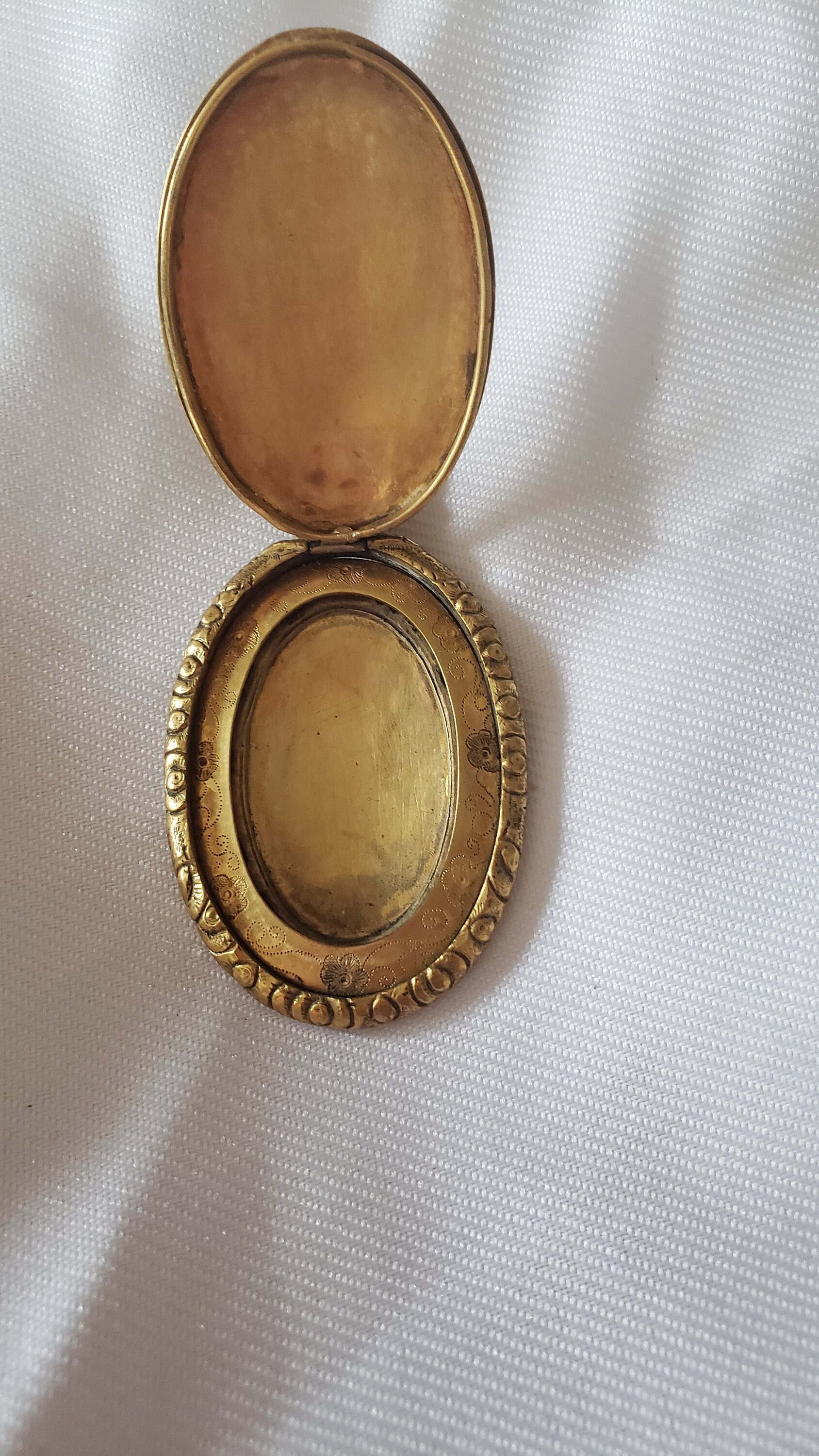 Vintage Pendant - Etsy