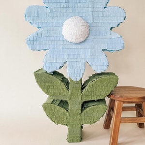 Whimsical Daisy Flower Piñata – Handcrafted Botanical Statement Piece ...