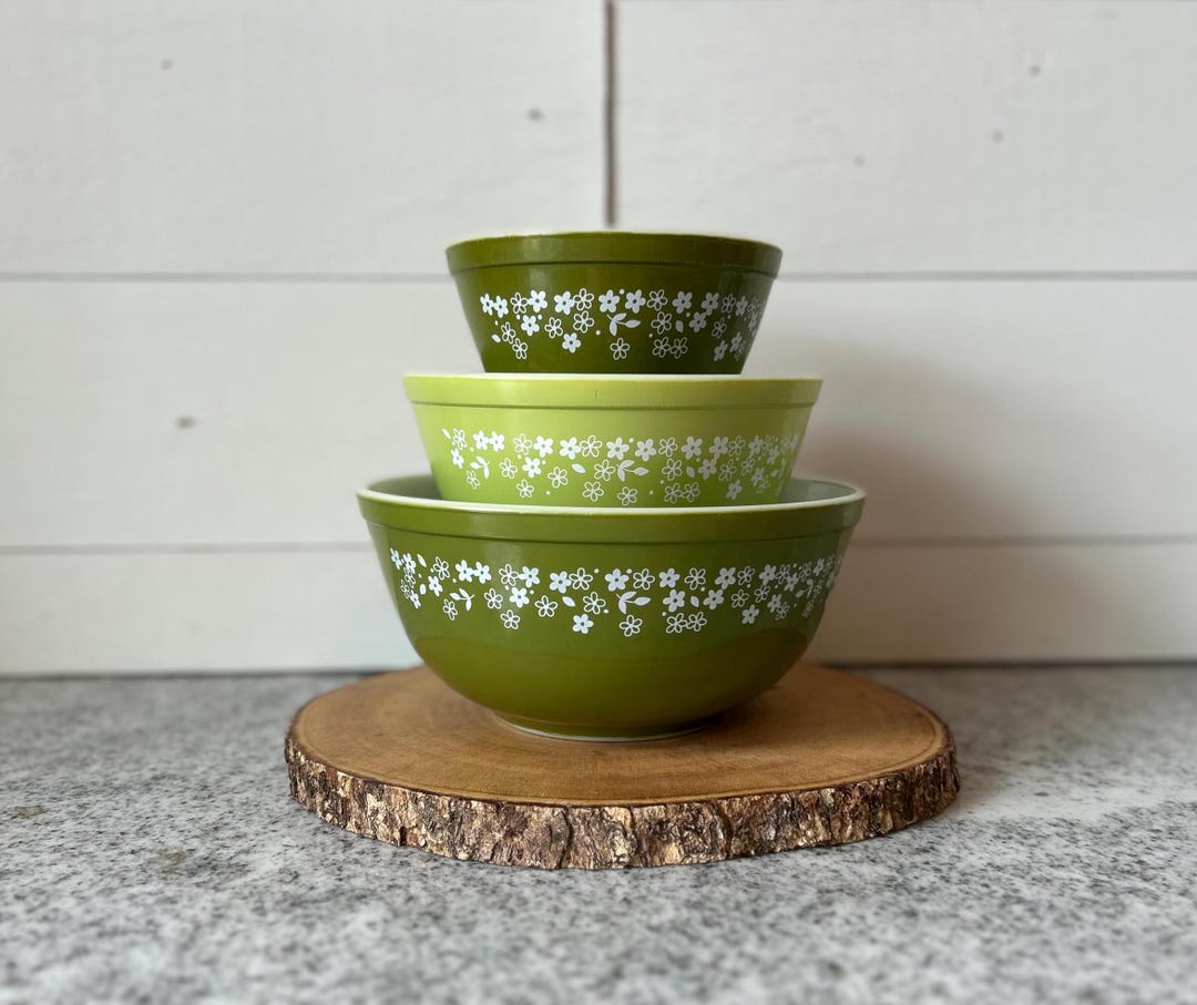 Spring Blossom Vintage Pyrex Mixing Bowl Set of 3, 1970s Pyrex Crazy ...