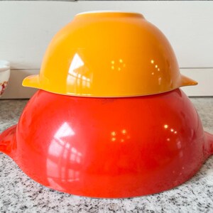 Friendship Vintage Pyrex Cinderella Complete Mixing Bowl Set 441 444 ...