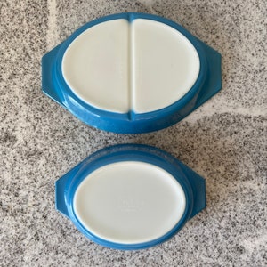 Snowflake Blue Garland Vintage Pyrex Oval Covered Casserole Dishes Set ...