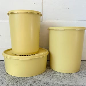 Vintage Tupperware Servalier Canister Set, Muted Yellow Starburst ...