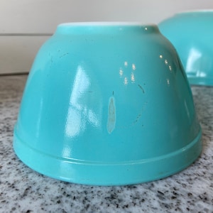 Robin's Egg Blue Vintage Pyrex Mixing Bowls Complete Set of 4 | Solid ...
