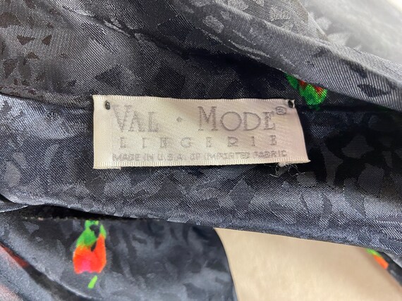 Vintage Val-Mode Black Satin Robe Vibrant Floral Patt… - Gem