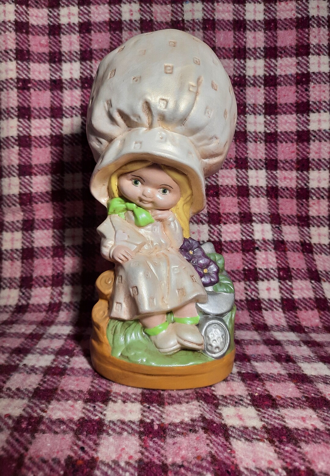 1970s Big Bonnet Girl Kids Room Decor - Etsy