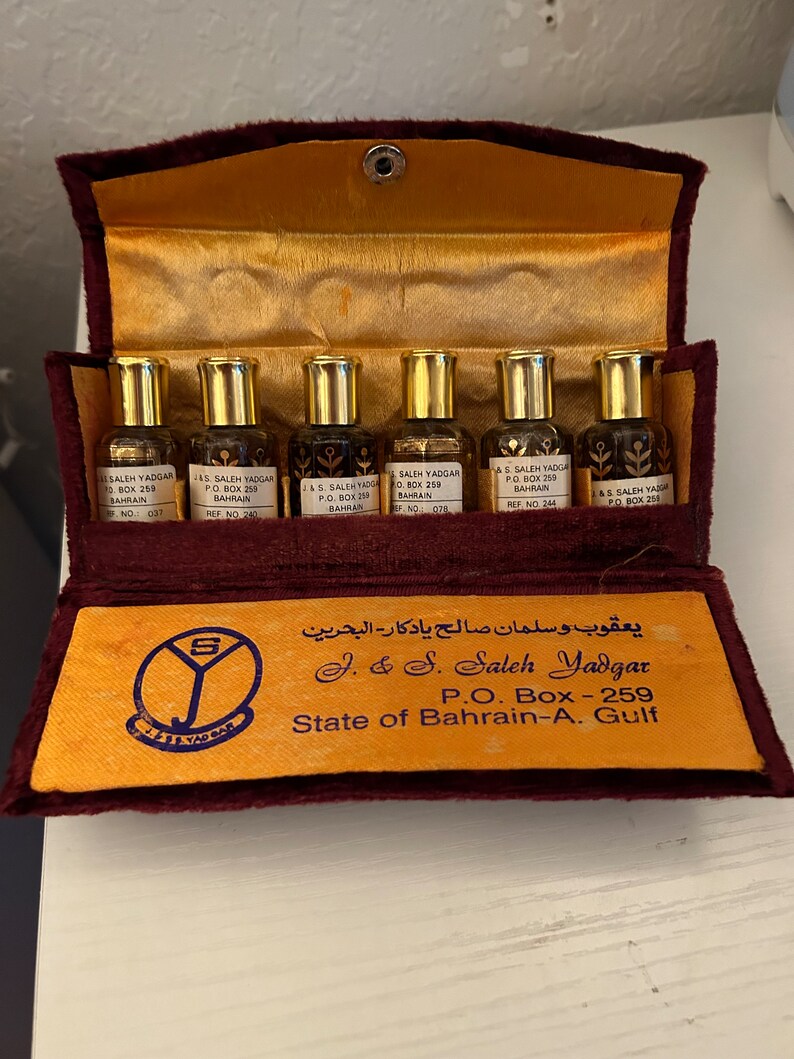 Set of J&S SALEH YADGAR Bahrain Perfume Oils Vintage Perfume - Etsy