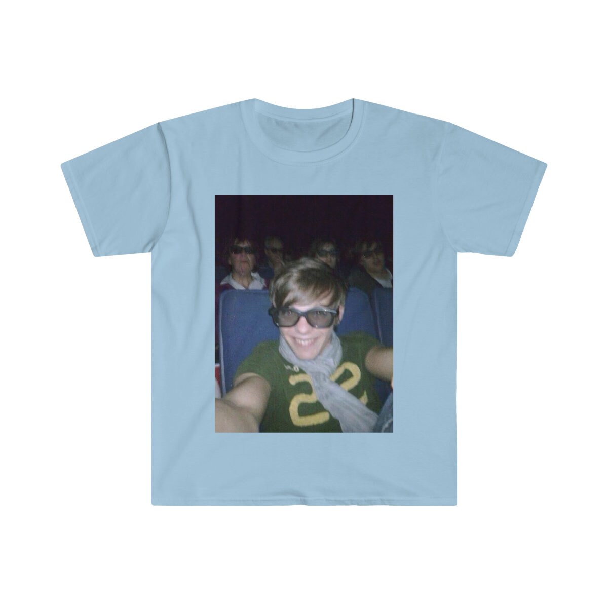 Louis Tomlinson Movie Theatre Selfie Meme T-shirt Cursed One - Etsy