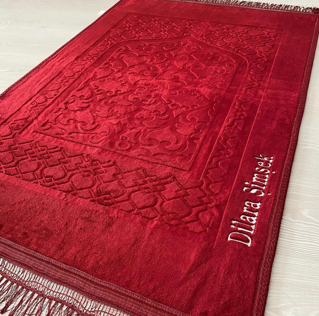 Personalized Velvet Prayer Mat, Prayer Rug Tasbeeh Quran Gift Set ...