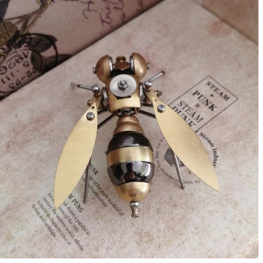 Metal Mechanical Bee. Mechanical Wasp Steampunk. Robot Bee. Mechanical ...