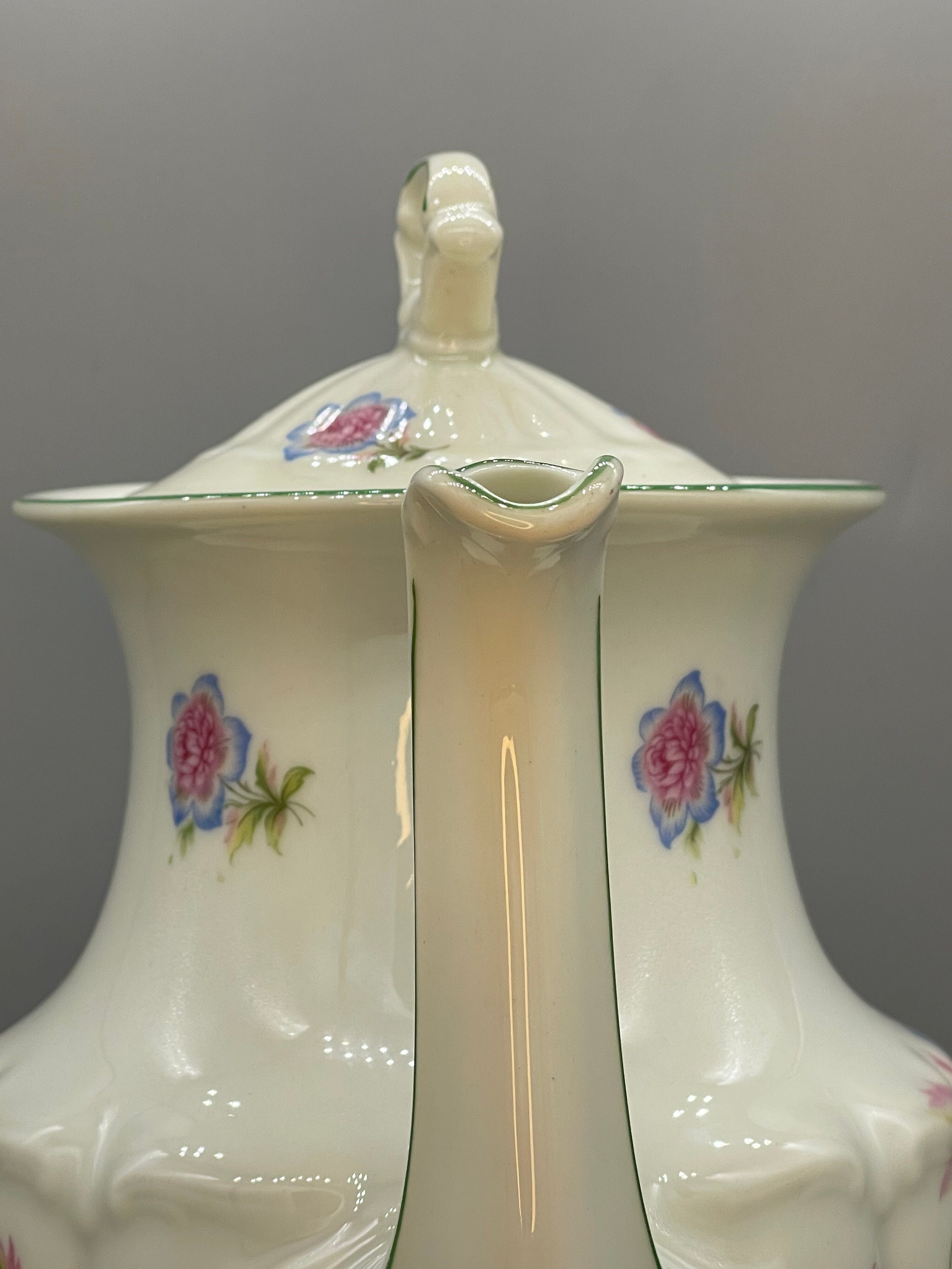 Elegant Vintage Coffee Pot/teapot Decorated With Detailed - Etsy