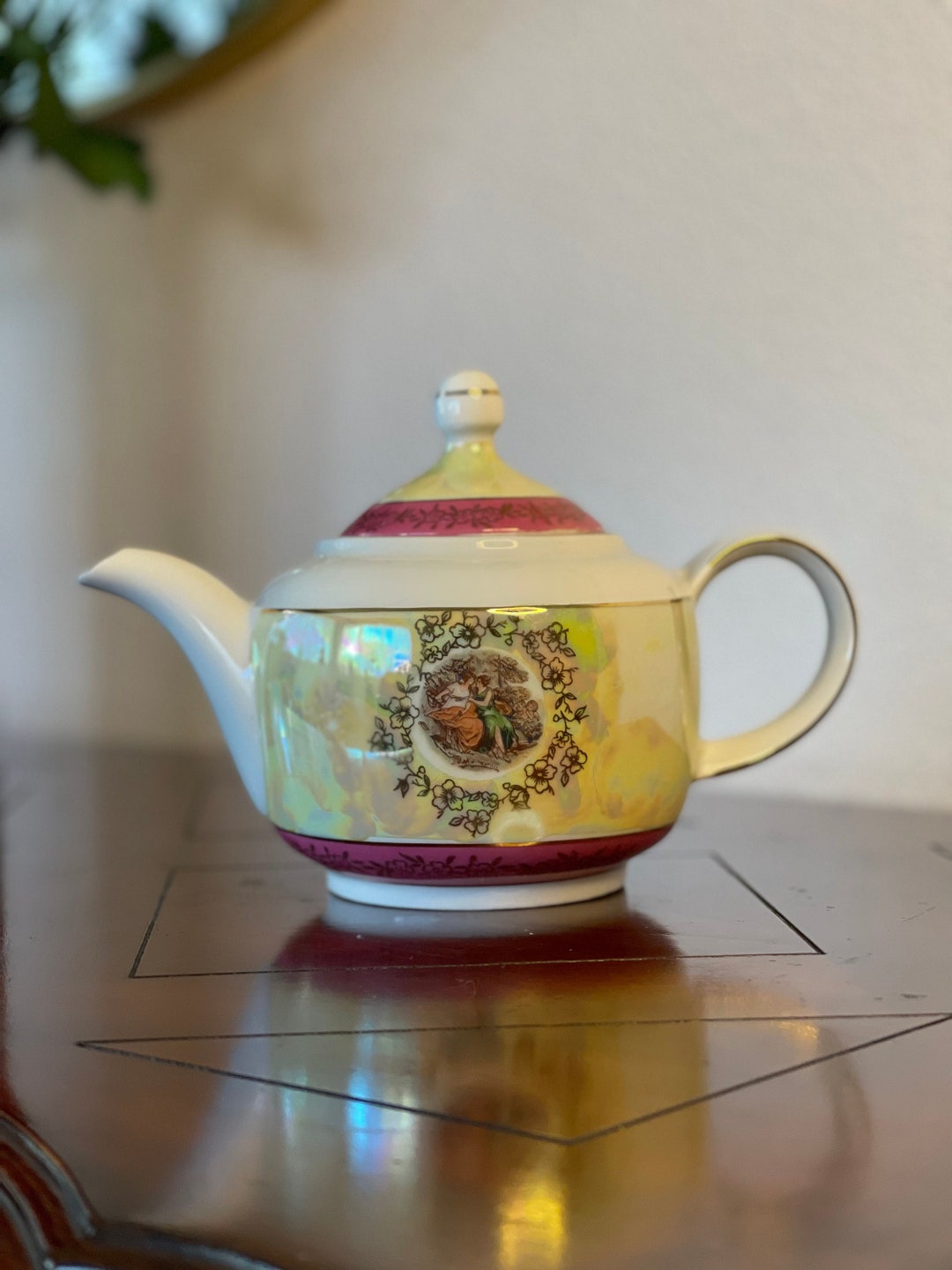 Madonna Vintage Porcelain Teapot. Made in GDR DDR . Beautiful Potcelain ...
