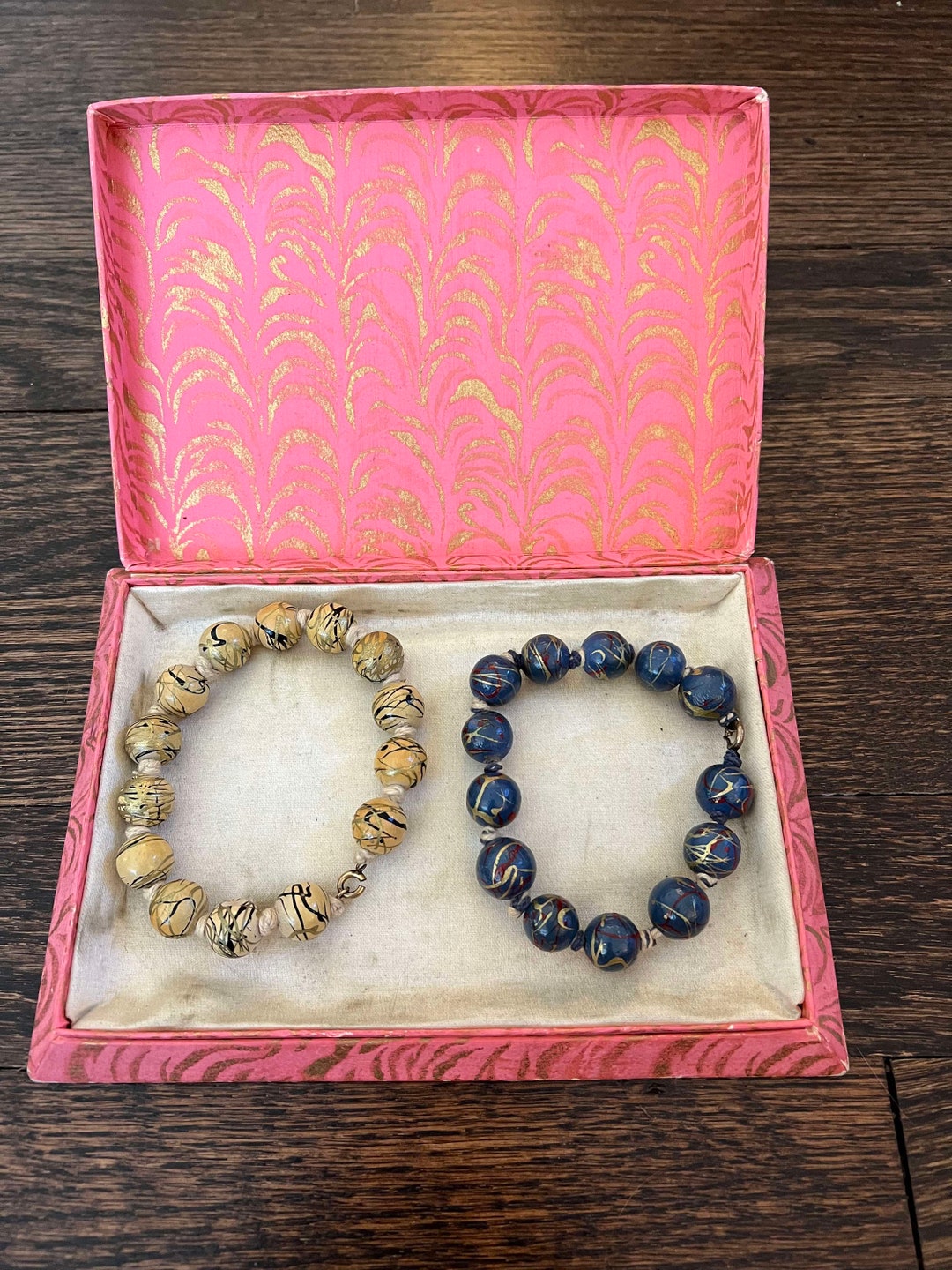 Pair of Vintage Papier-mâché Bracelets - Etsy
