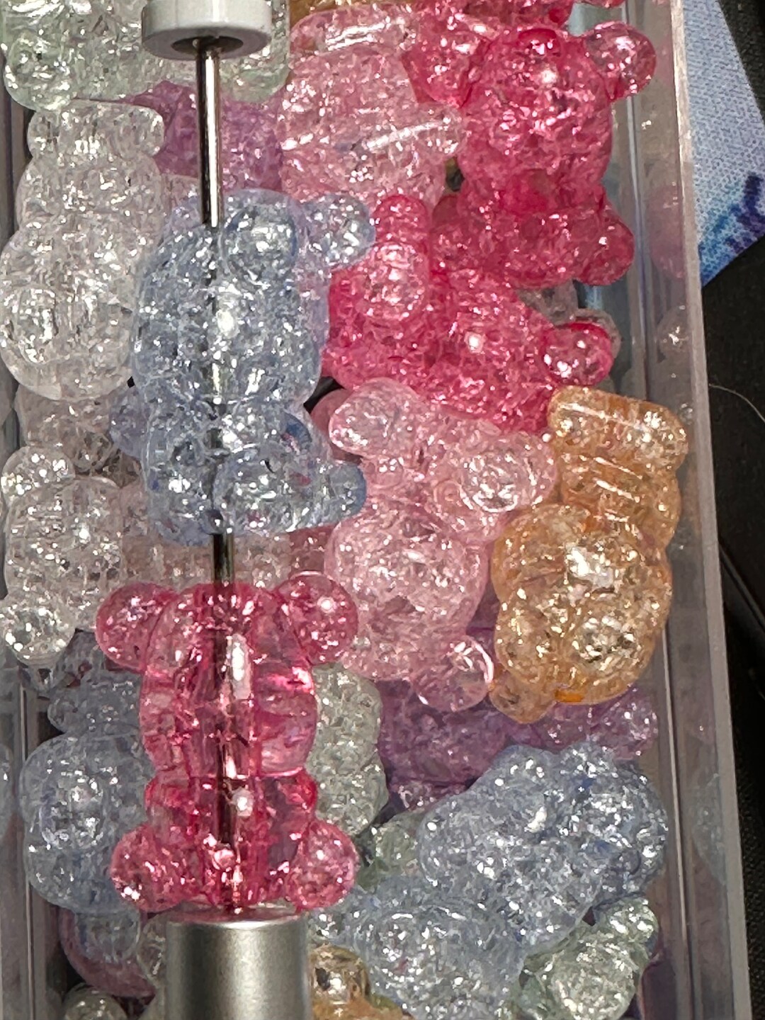 Eight (8) Acrylic Bear Shaped Crackle Shaped Beads Included/ Crackle ...
