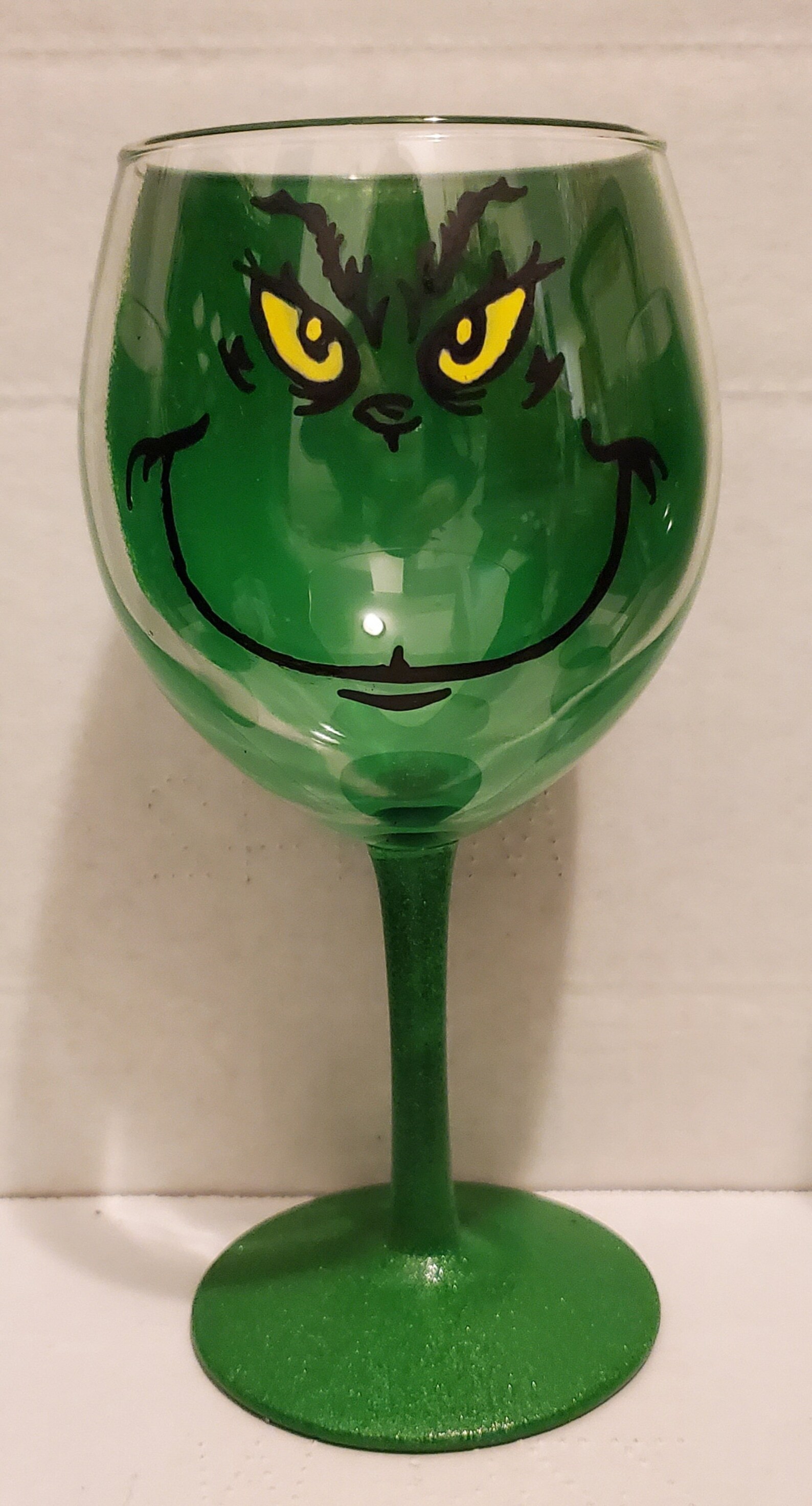 Hand Painted Grinch Wine Glass - Etsy