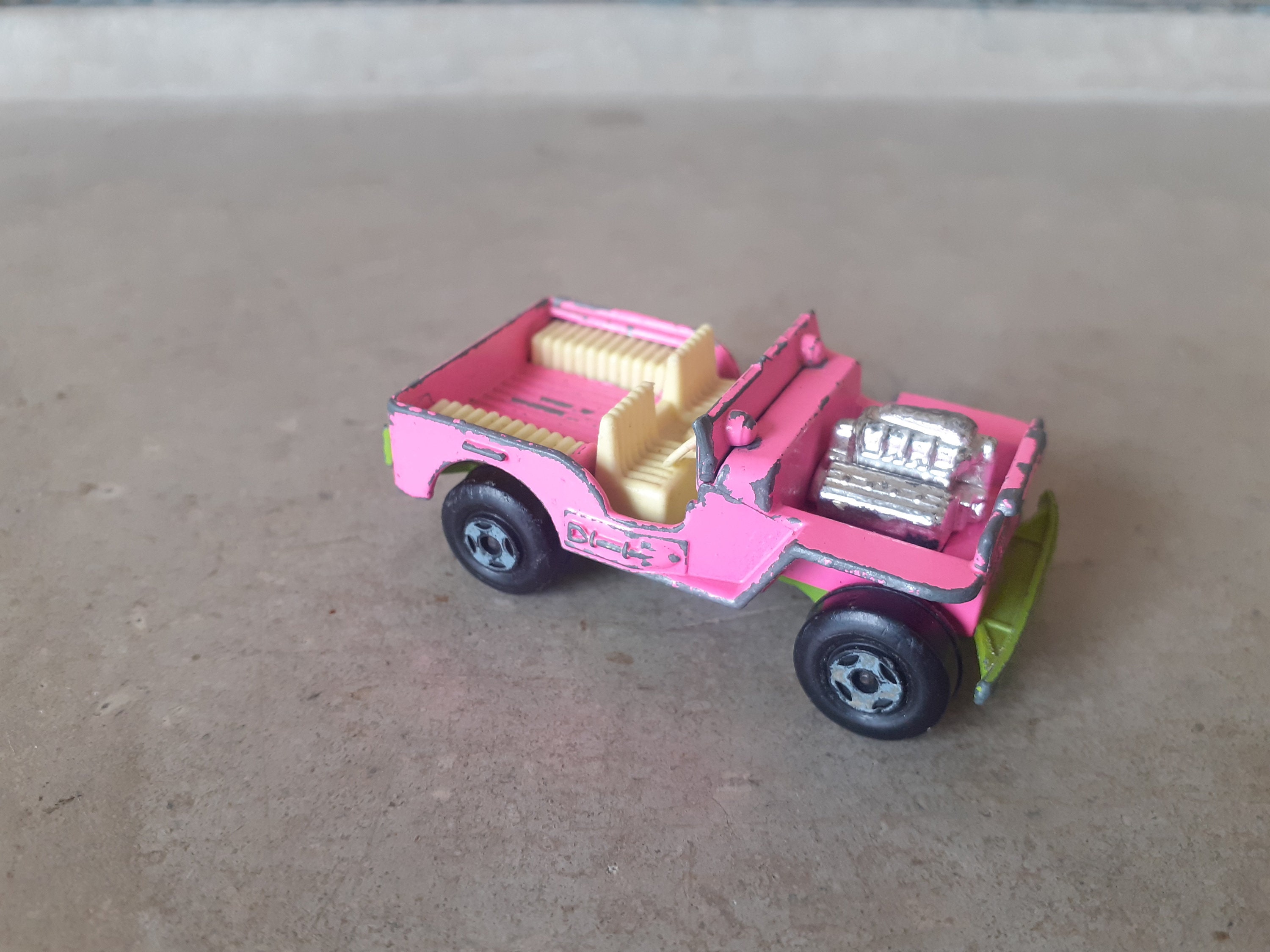 Matchbox Pink Jeep