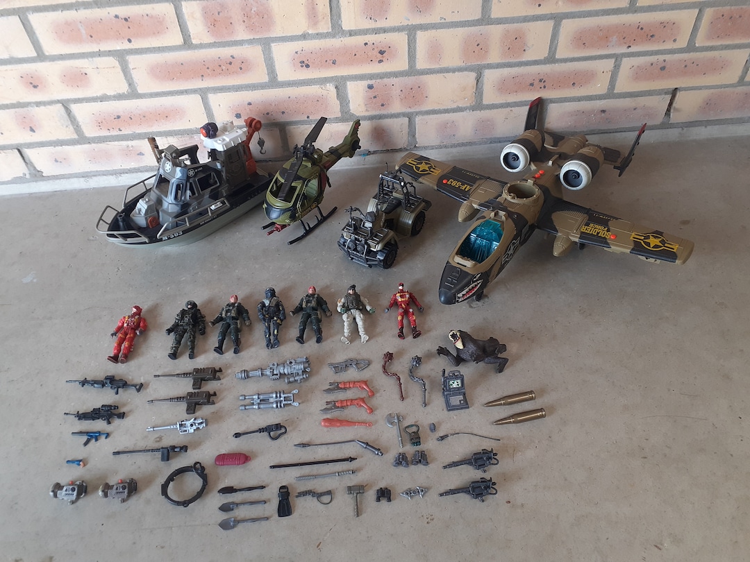 Chap Mei Soldier Force Airplane Boat Helicopter Trike Guns Figures ...