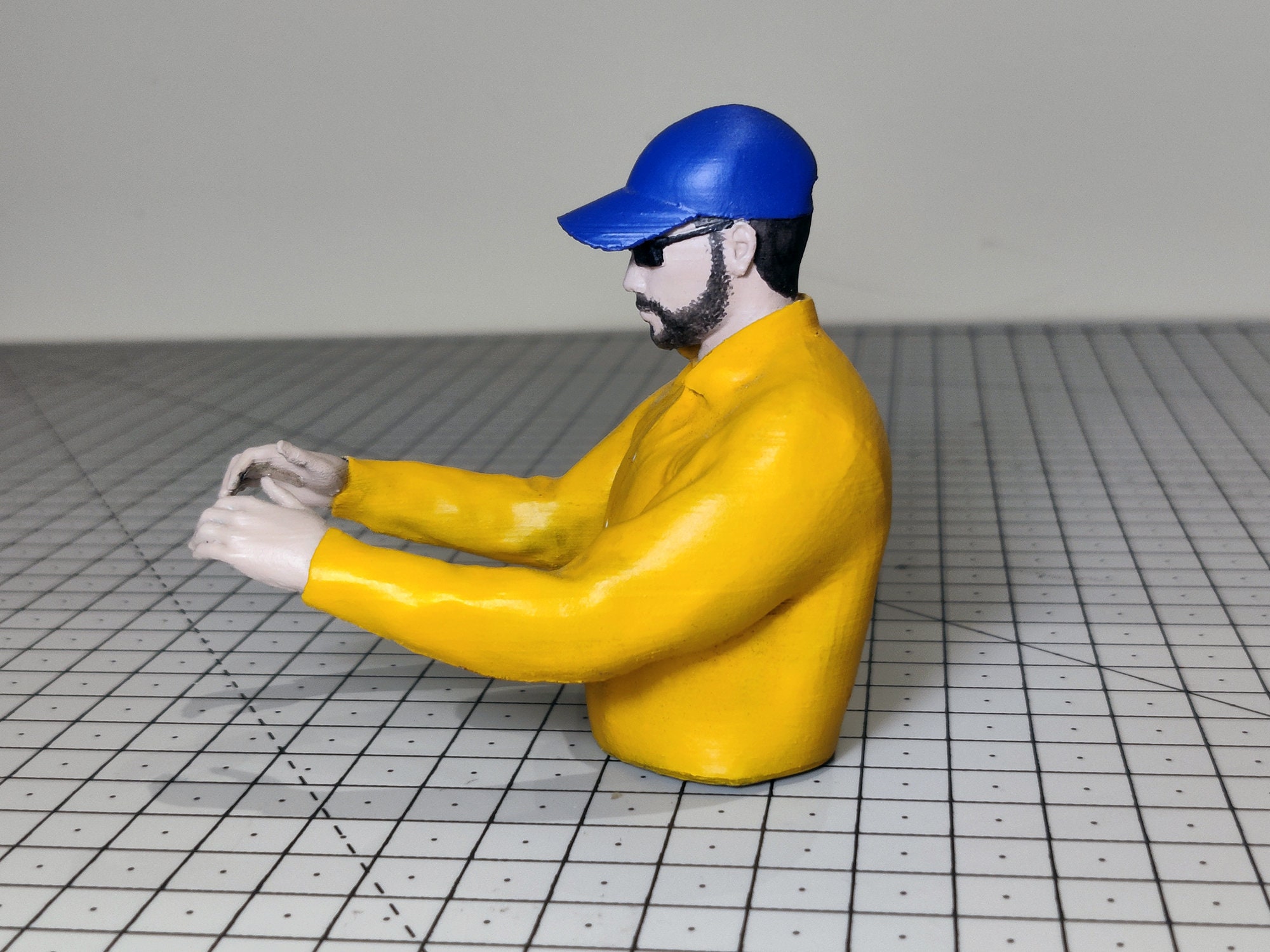1/10 RC Driver Figure: Shirt, Cap, Sunglasses (3D STL Files) - Etsy