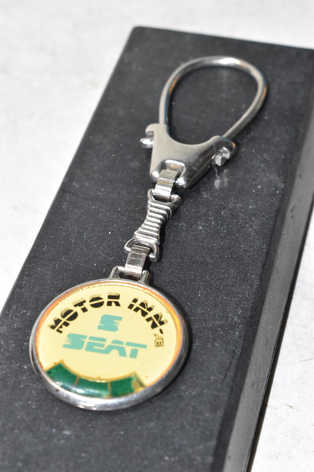 Vintage Collectible Seat Car Souvenir Keys Accessory Keychain-keyring Lanyard Seat Lovers Gift ...