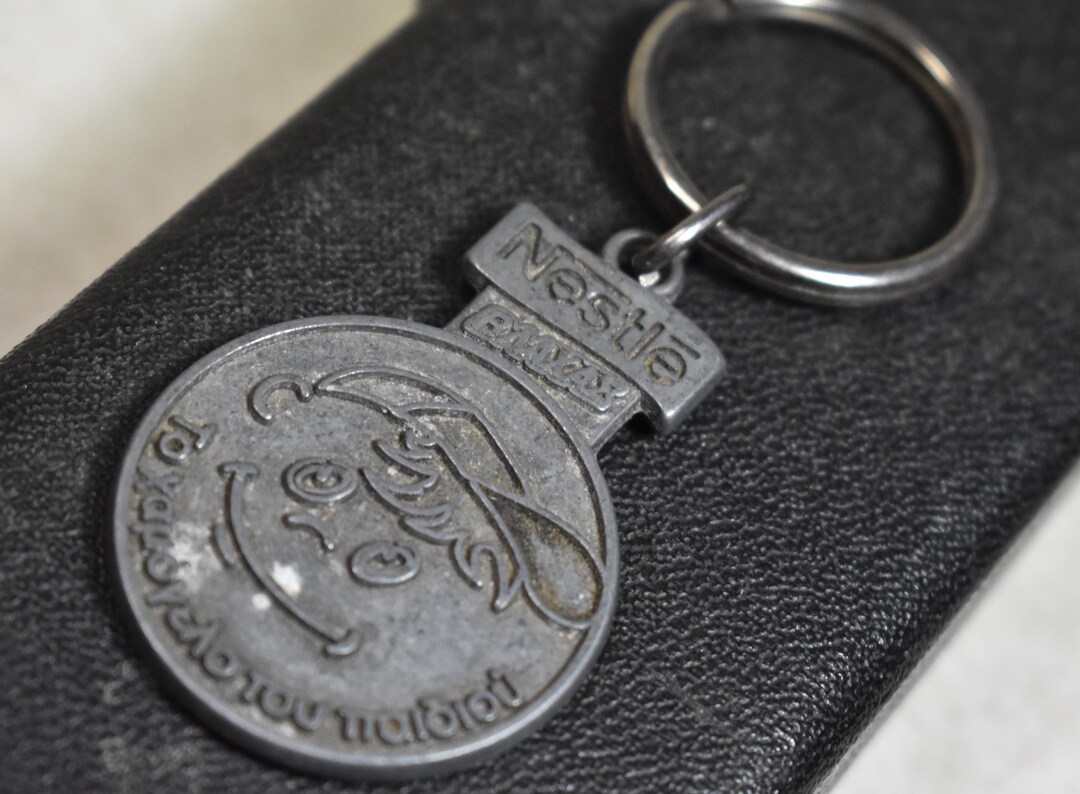 Vintage Collectible Advertising Nestle Vlachas Key Chain-the Smile of ...